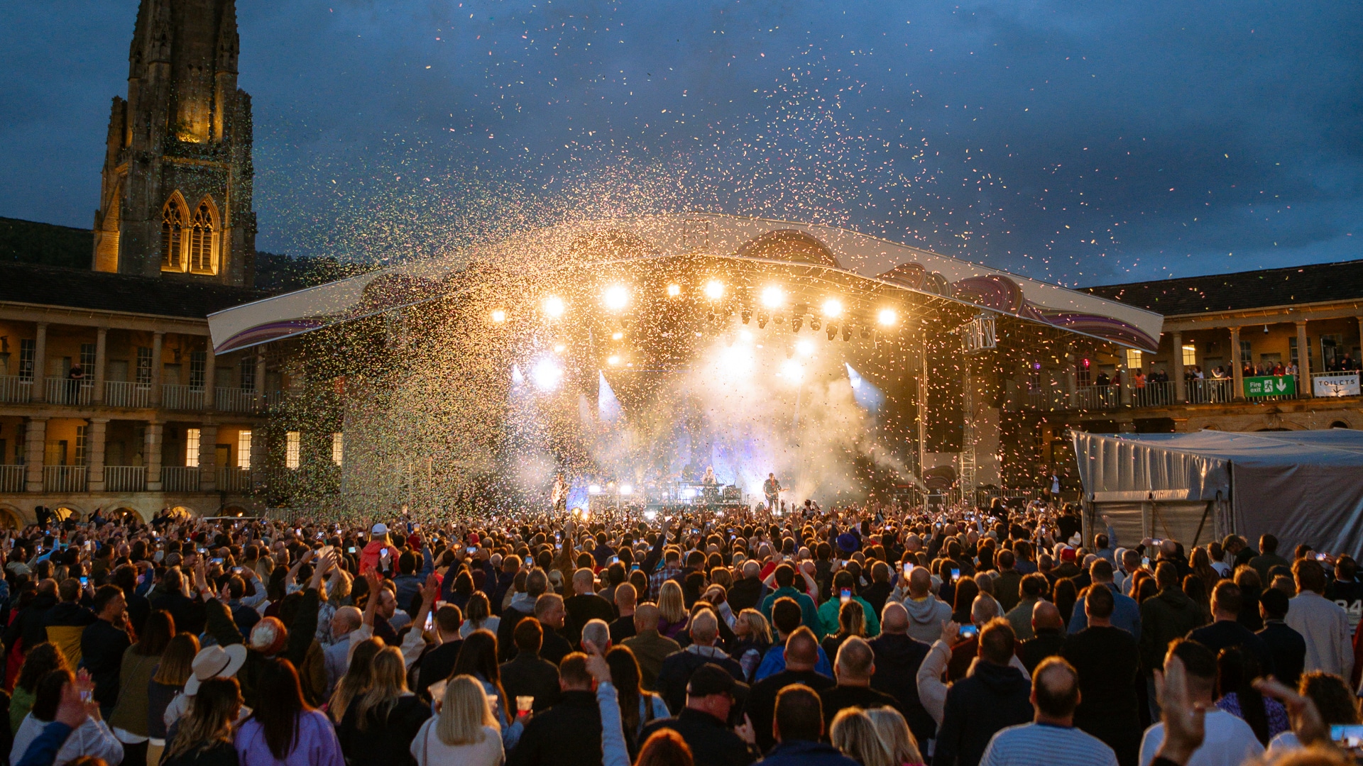 The Smashing Pumpkins smash Halifax’s Piece Hall to pieces